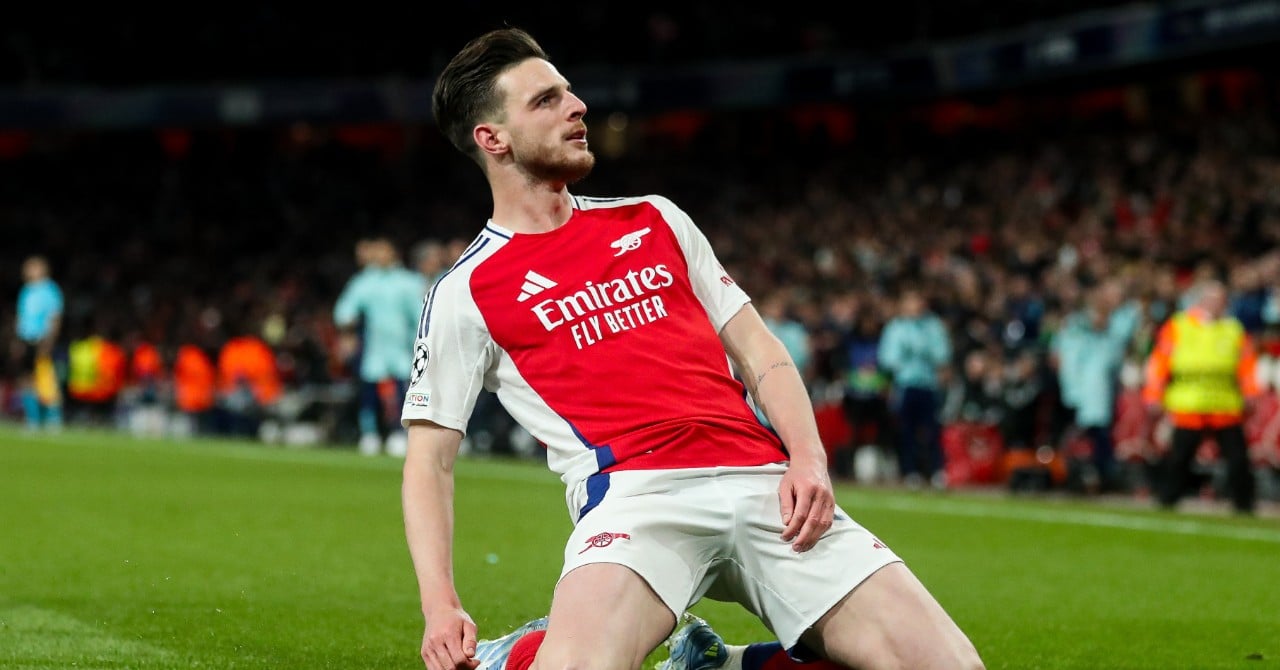 A double free kick during Arsenal-Real! (video)