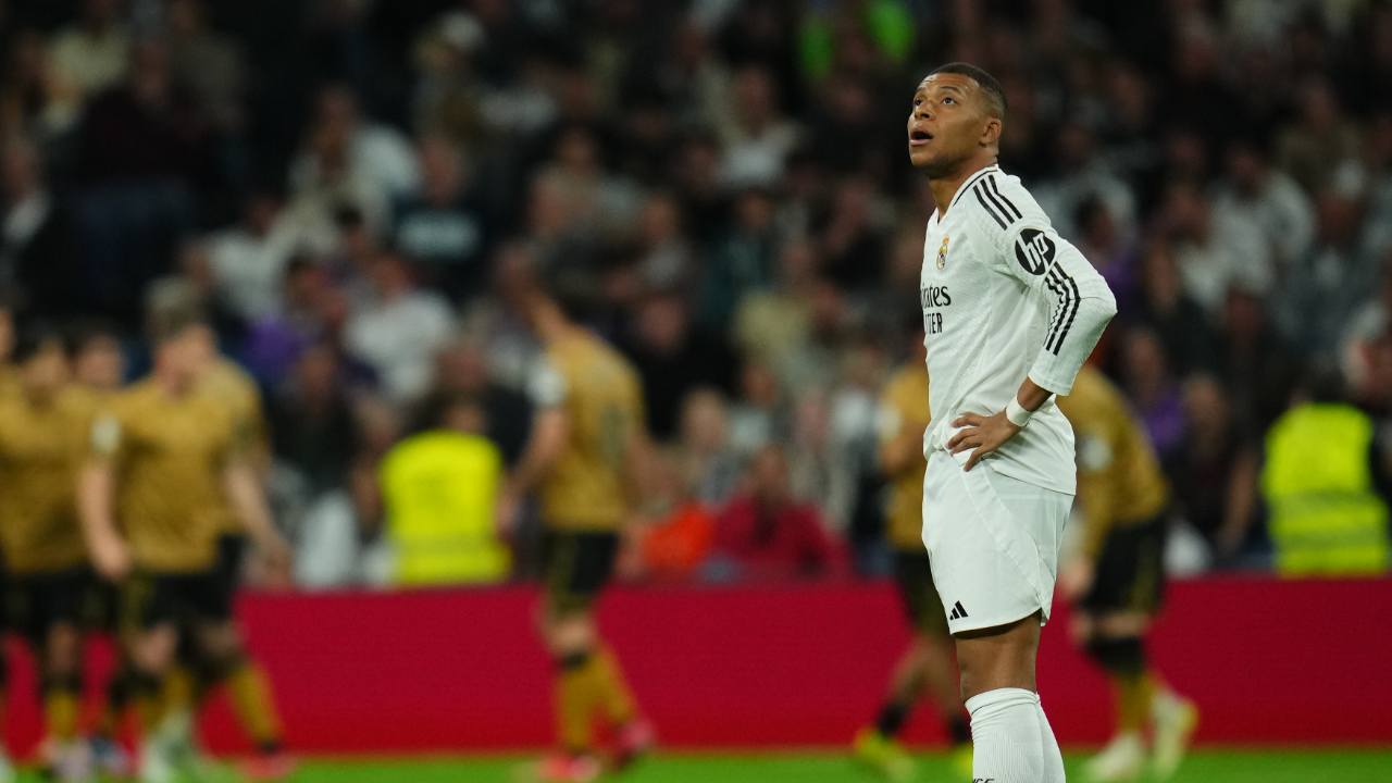 Kylian Mbappé in the face of the disease